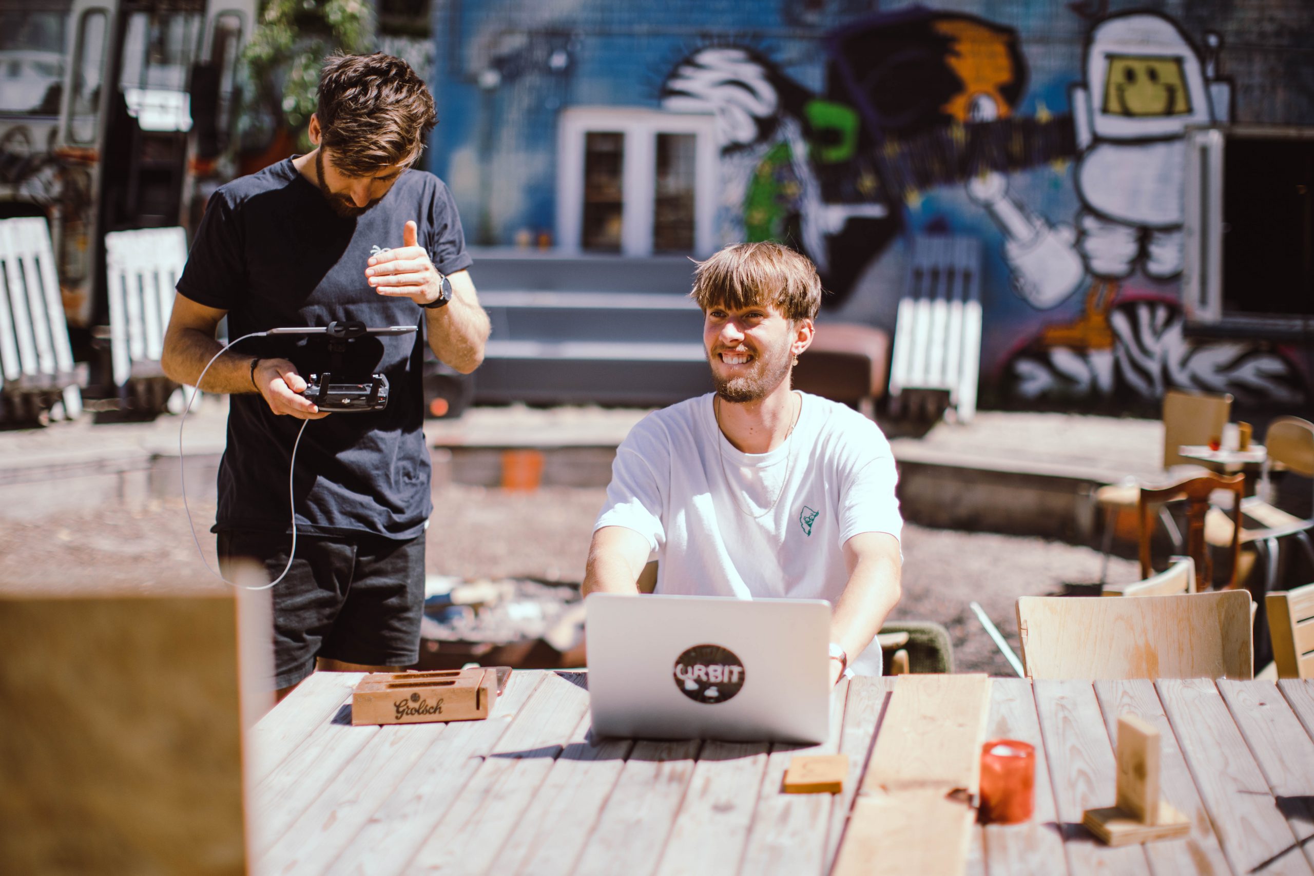 De eerste 32 uur van Open Source Radio – Open Source Radio